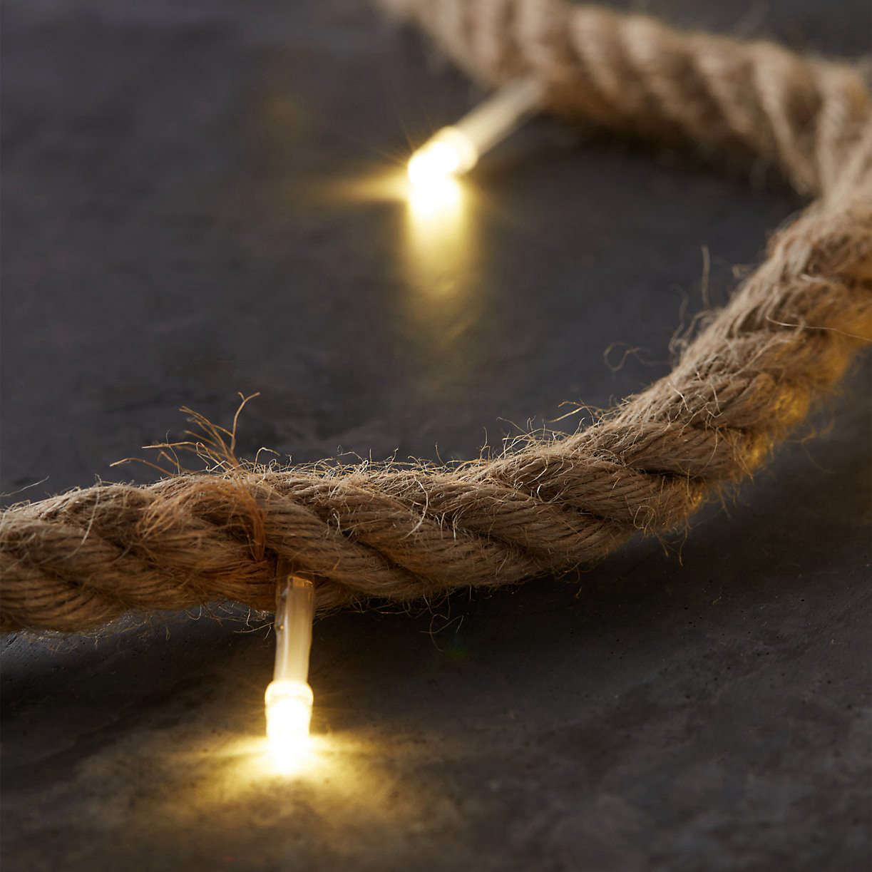 Holidays Ahead: String Light Roundup - Gardenista