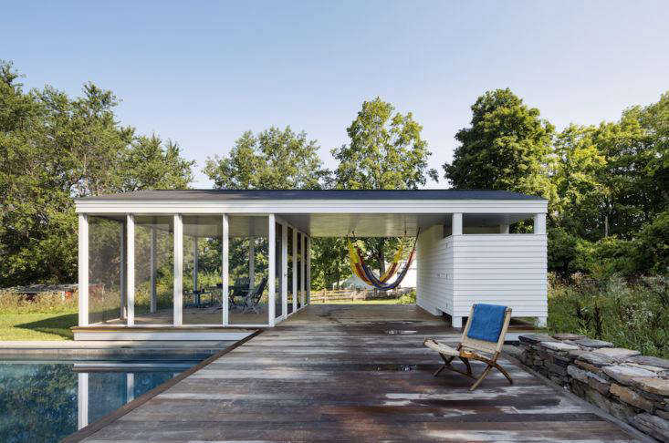 Summer Roundup: 9 Great Pool Houses - Gardenista