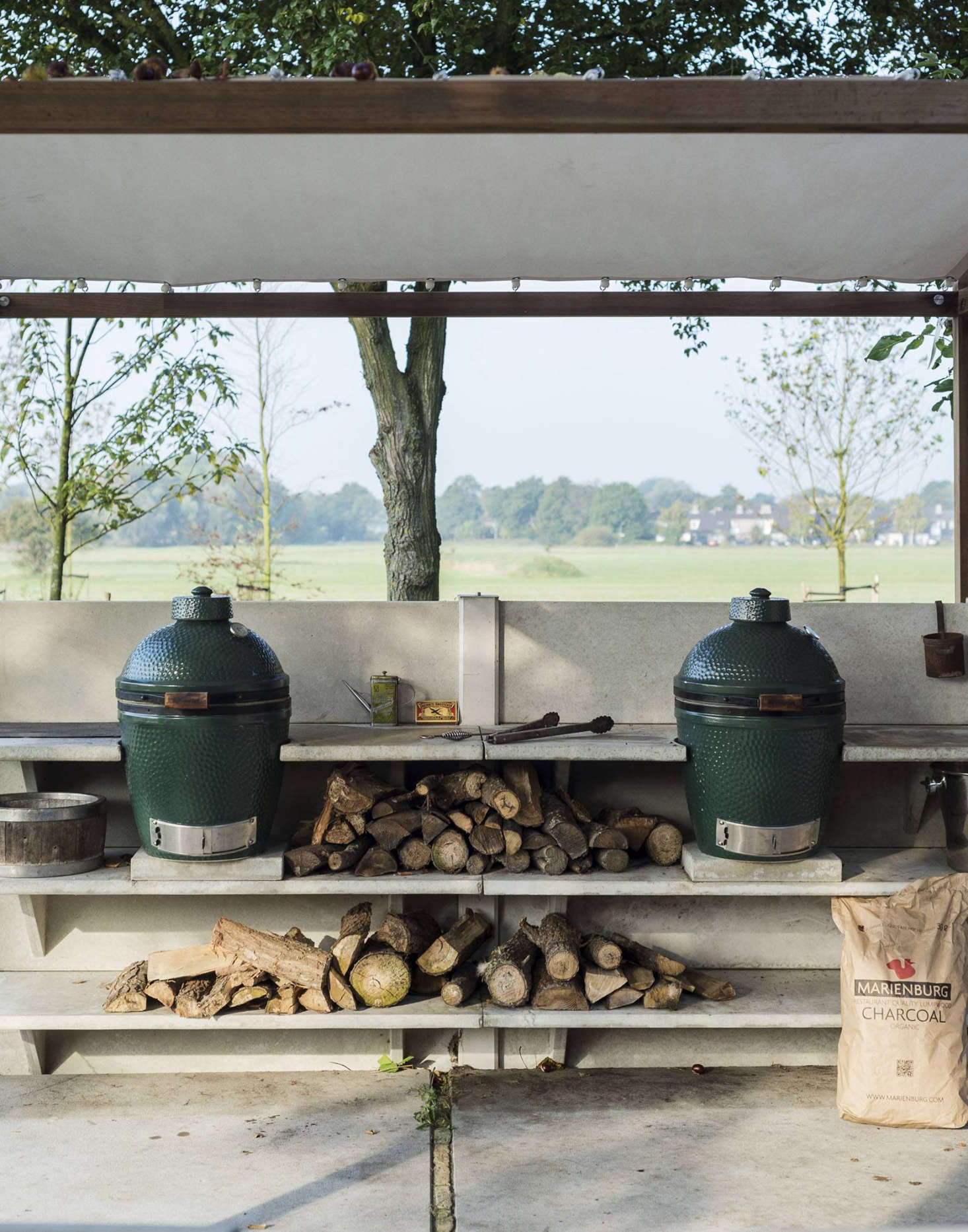 Steal This Look: The Ultimate Outdoor Kitchen - Gardenista