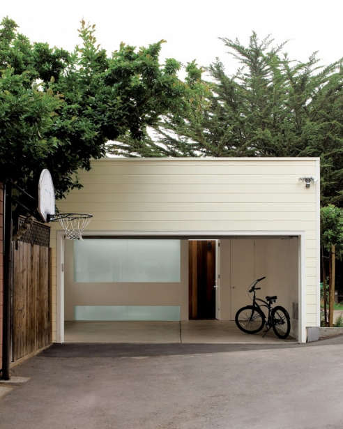 Garage Envy: 10 Sleekly Styled Garages - Gardenista