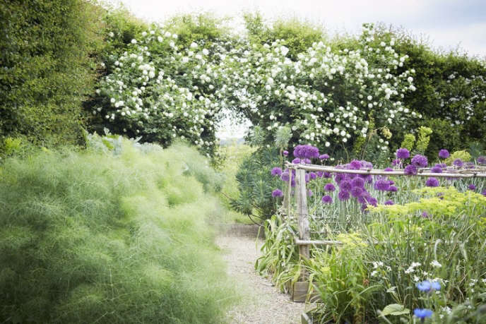 Garden Visit: Sarah Raven's Perch Hill - Gardenista