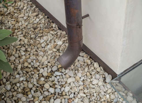 Hardscaping 101: French Drains - Gardenista