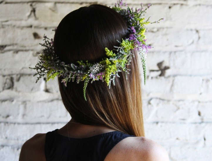 Flower Arranging 101: A Crown Fit for a Faerie Queen - Gardenista