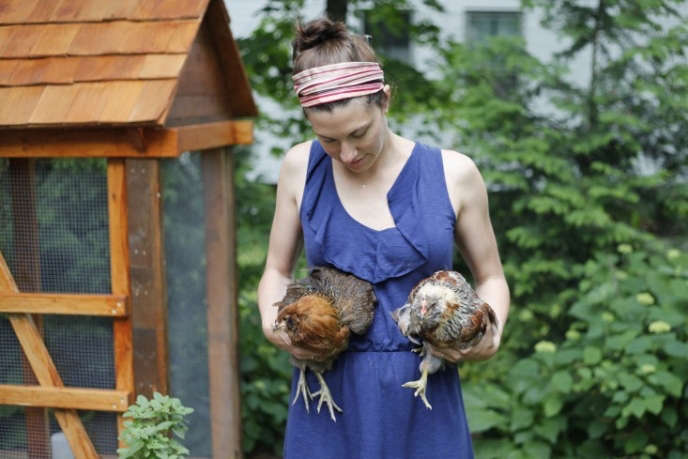 How to Start a Community Garden (In 5 Steps) - Gardenista