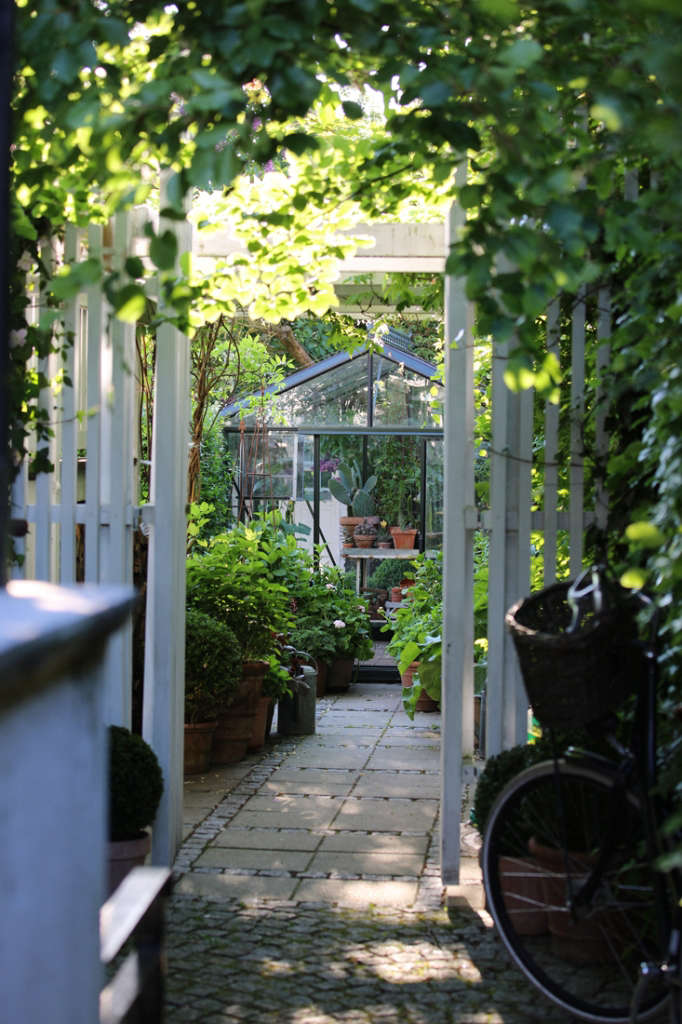 10 Garden Ideas to Steal from Scandinavia - Gardenista