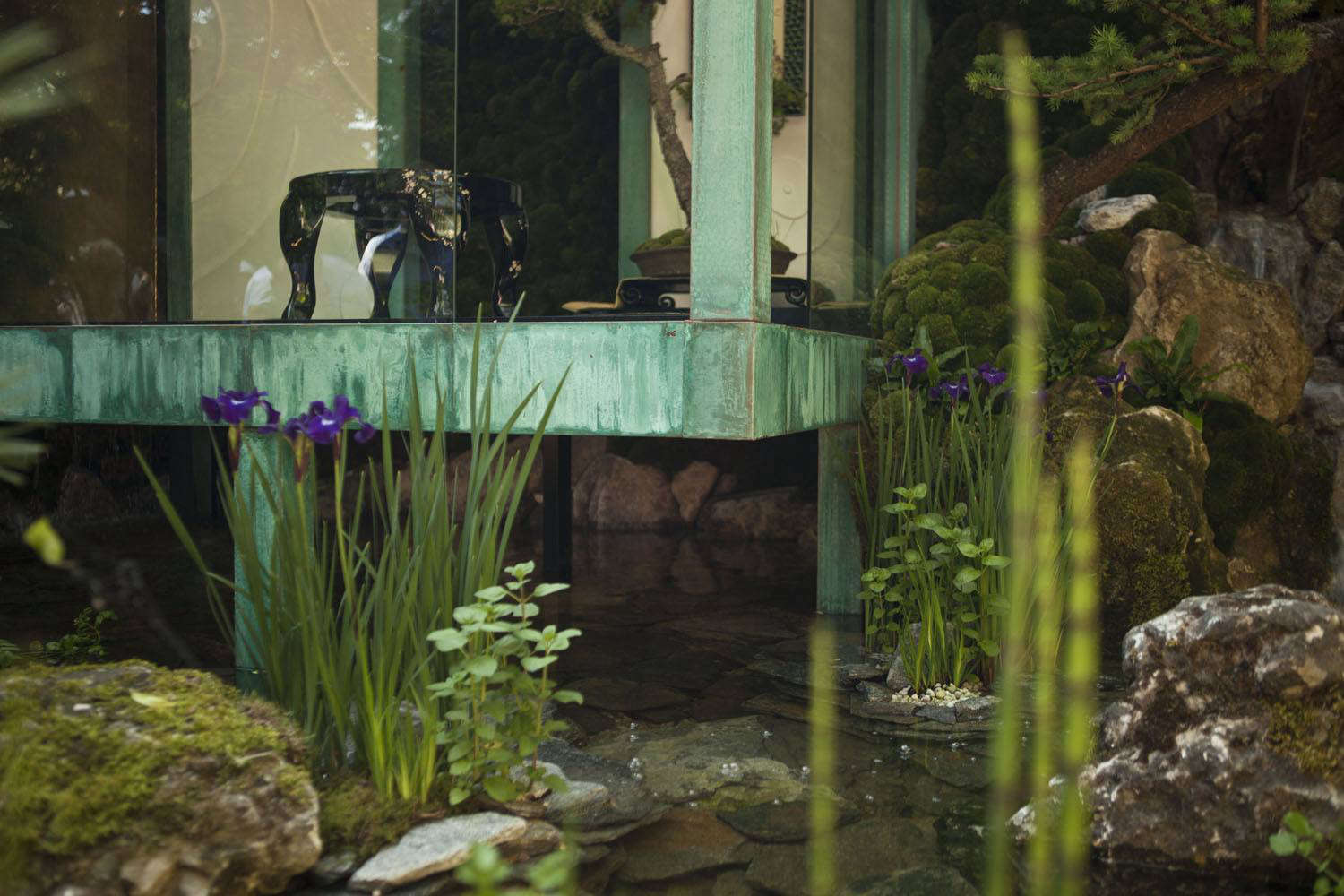 Chelsea Flower Show Favorite: Mr. Ishihara's Minimal Water Hut - Gardenista