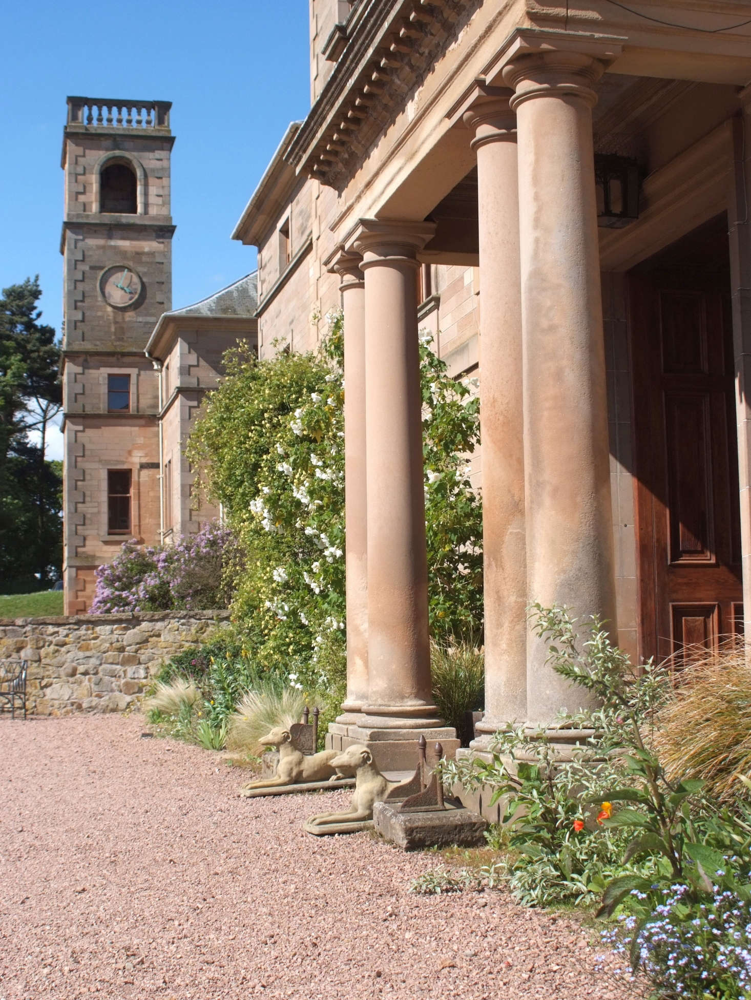Flower Design: A Week at the Cambo Estate in Scotland - Gardenista