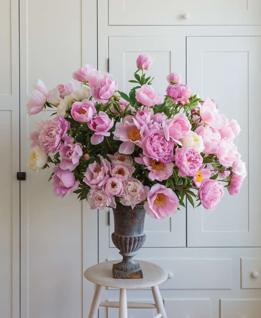 Required Reading: In Full Flower - Gardenista