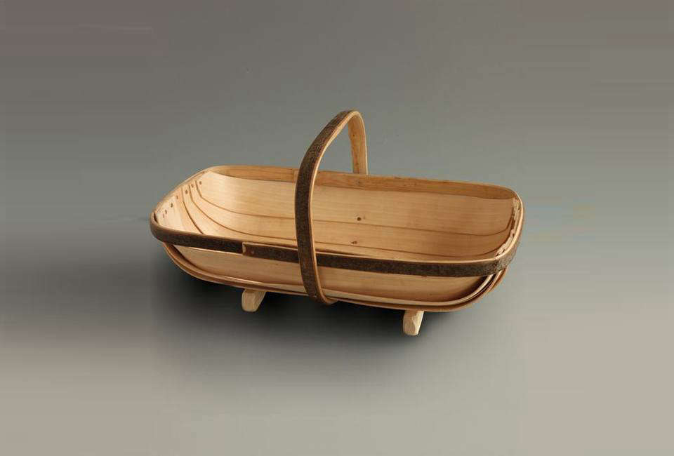 10 Easy Pieces: Garden Trugs - Gardenista