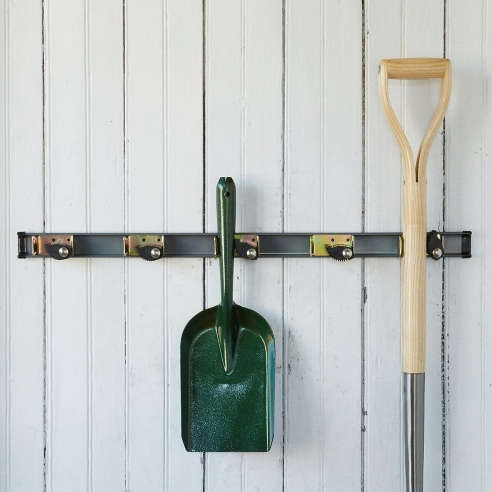 10 Easy Pieces: Wall-Mounted Tool Racks - Gardenista