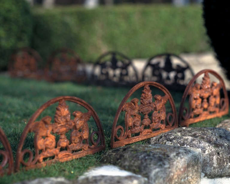 Garden Design 101: Old-World Landscape Edging from Belgium - Gardenista