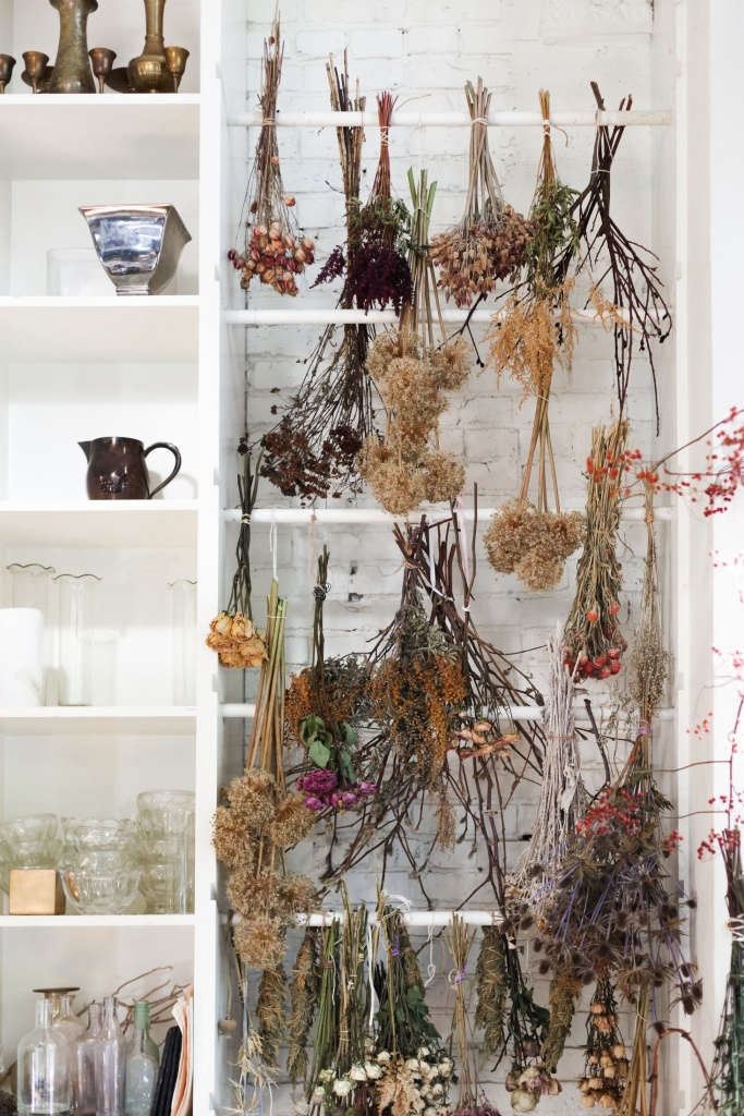 What's Ahead in 2018: 10 Floral Designers to Watch This Year - Gardenista