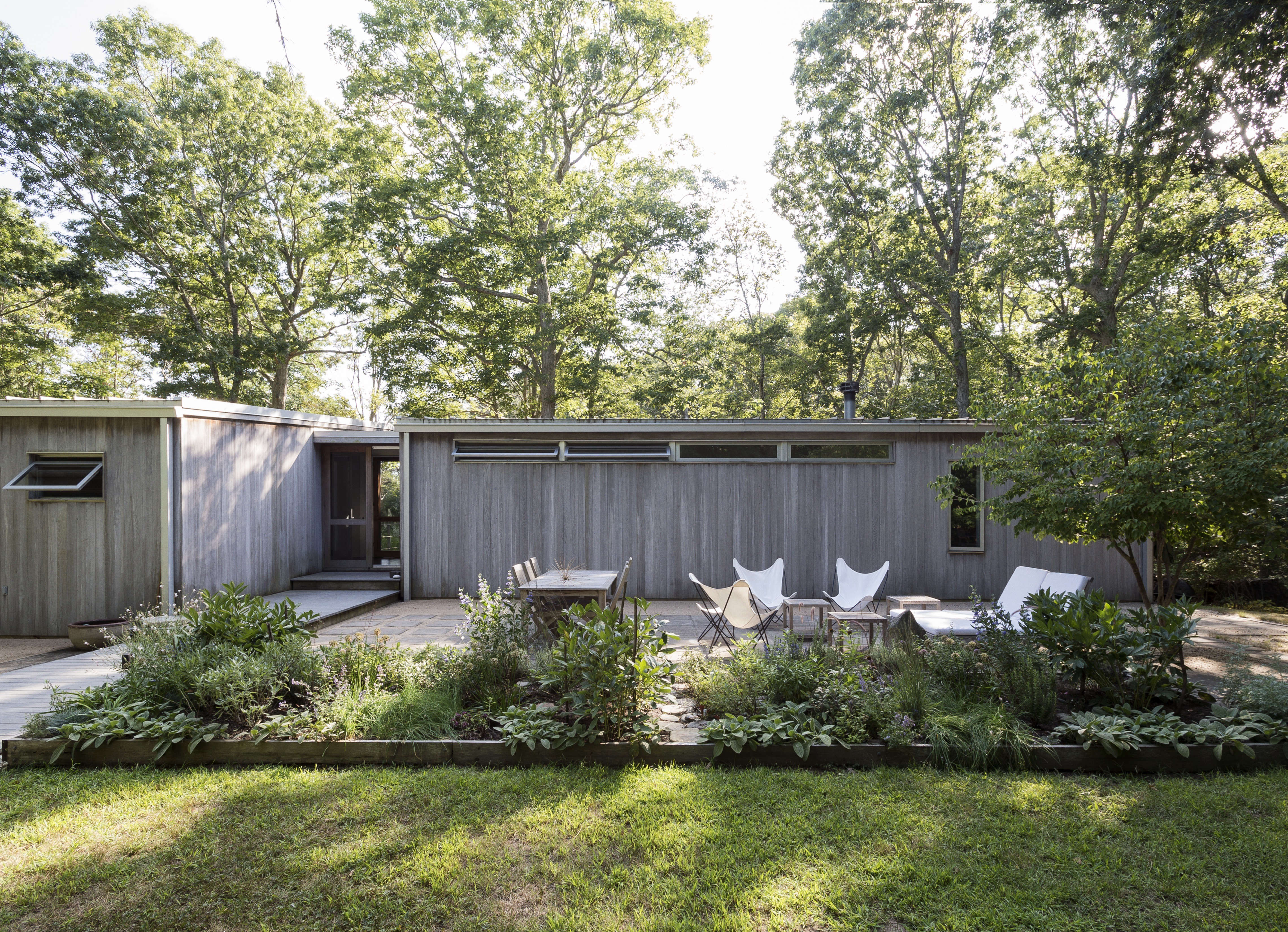 Design Basics: 5 Steps to Create an Outdoor Room on a Budget - Gardenista