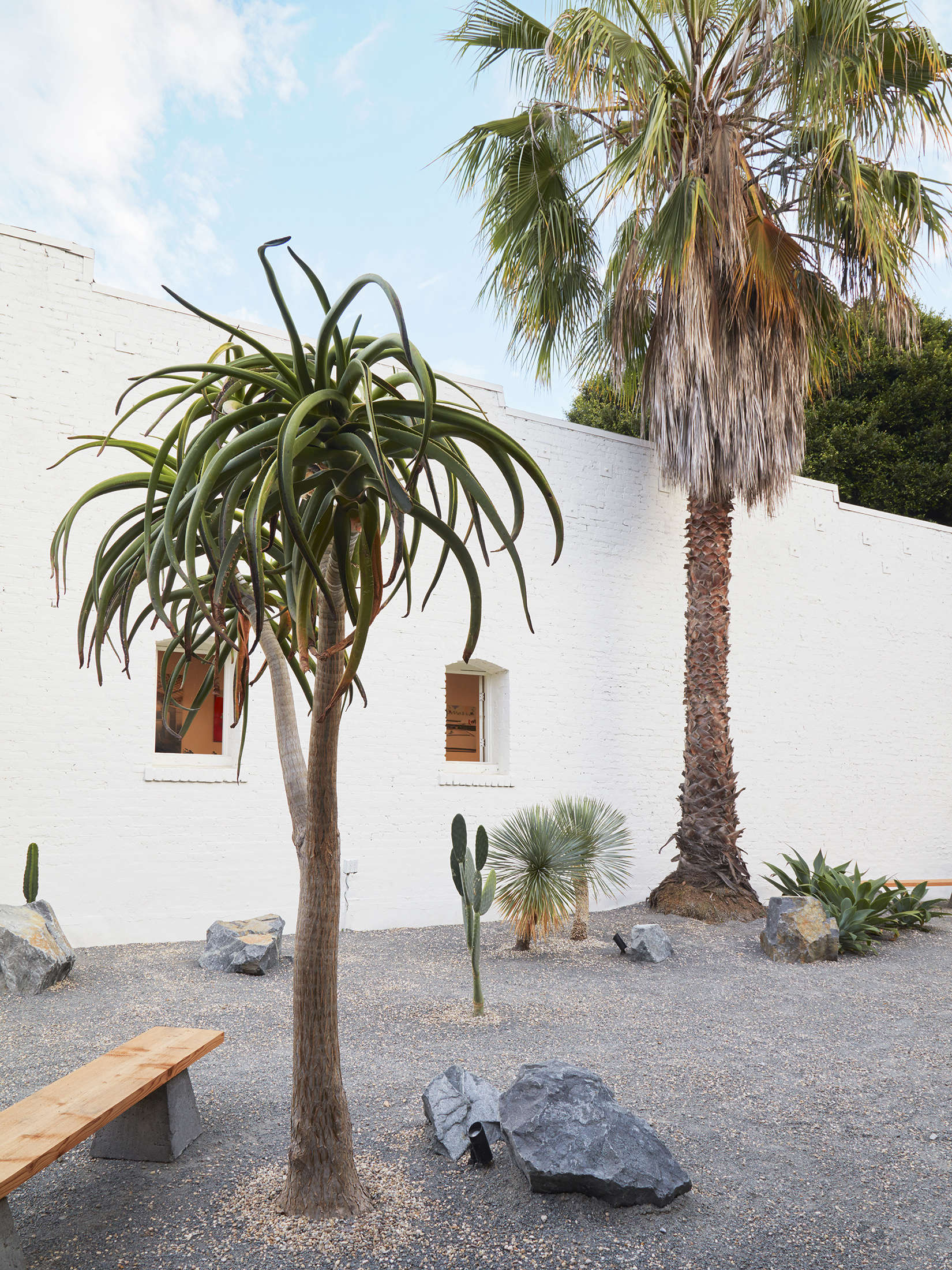 Landscape Architecture Design for a Desert Climate: A Zen Garden in ...