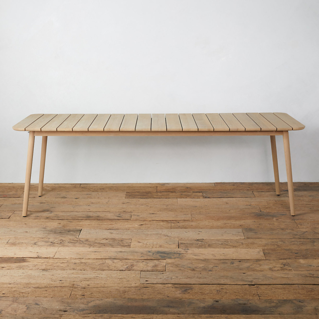 10 Easy Pieces: Rectangular Wooden Outdoor Dining Tables - Gardenista