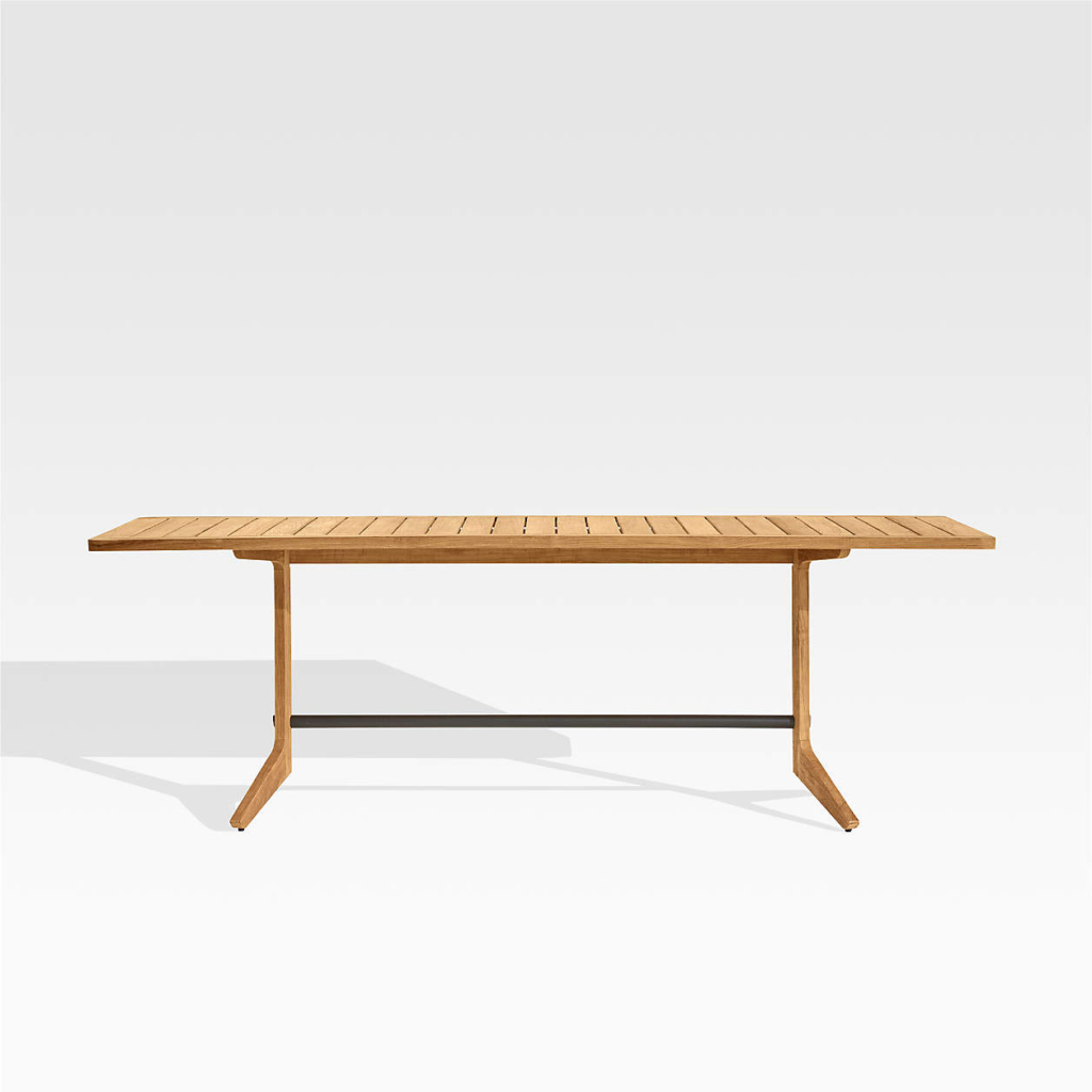 10 Easy Pieces: Rectangular Wooden Outdoor Dining Tables - Gardenista