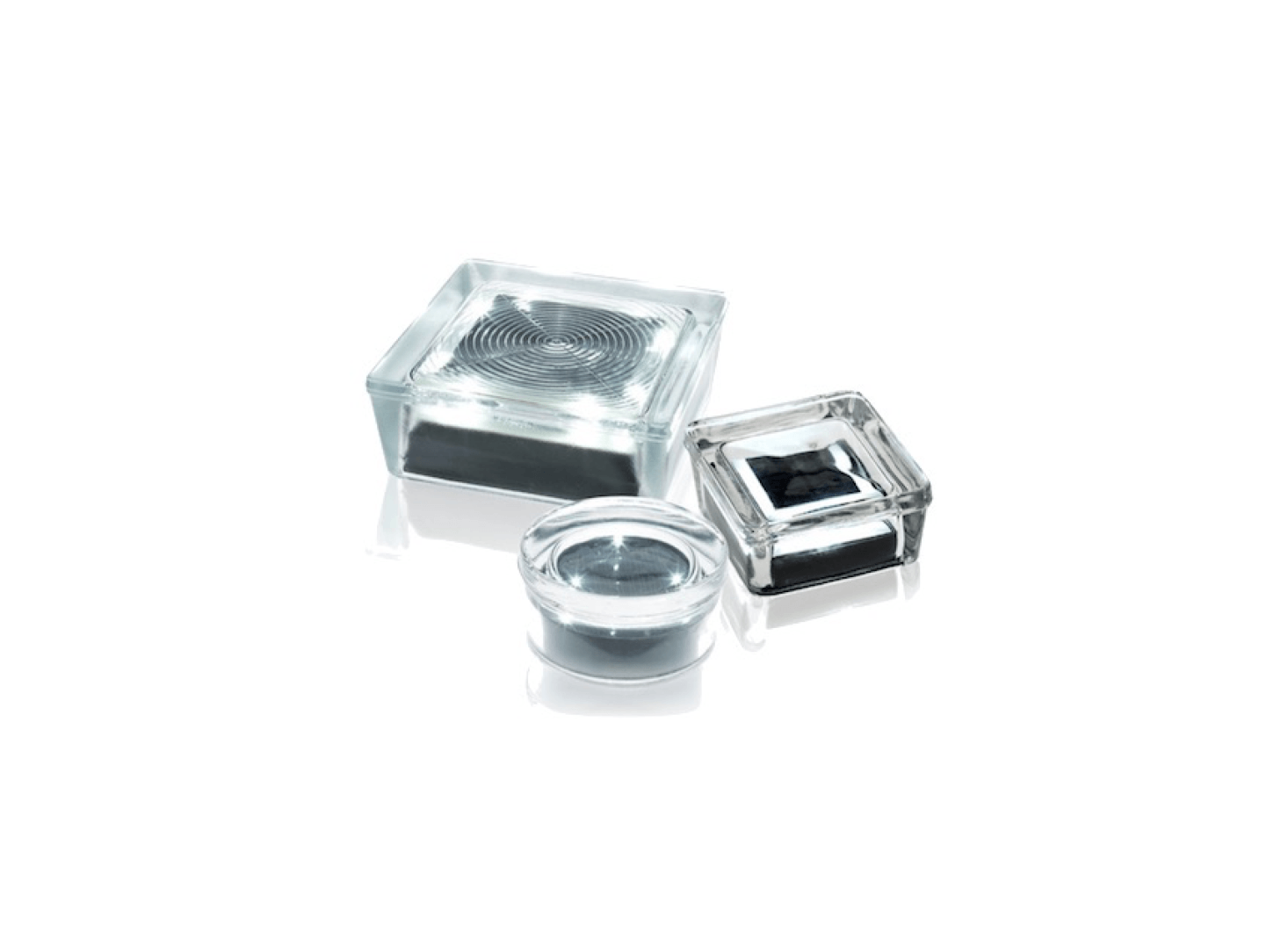 Illuminated Pavers: 10 Landscape Lights of Driveways and Paths