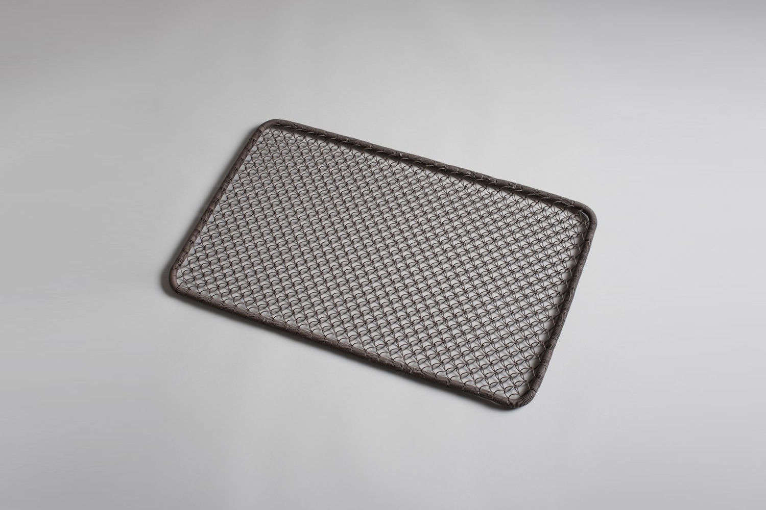 8 Favorites: Wire Mesh Doormats - Gardenista