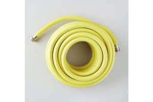8 Favorites: Colorful Garden Hoses - Gardenista
