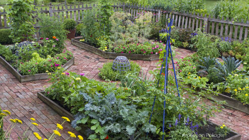 The Garden Decoder: What Is a 'Potager'? - Gardenista