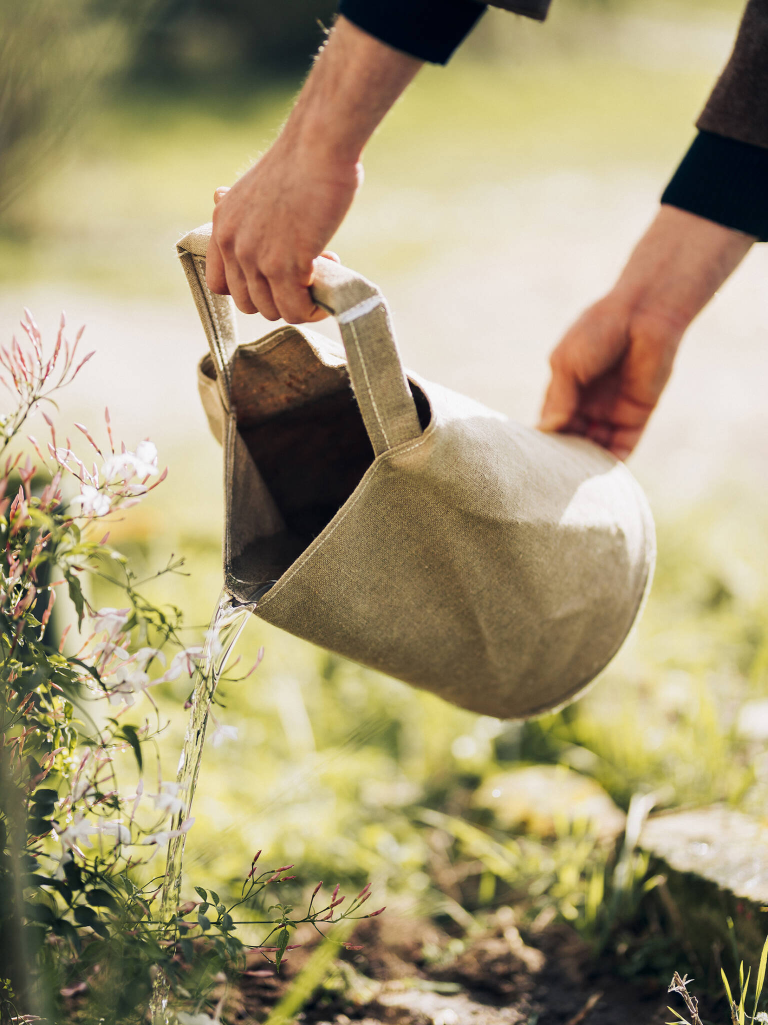 Object of Desire: Le Sac Seau, A Watertight Bucket Made of Linen ...