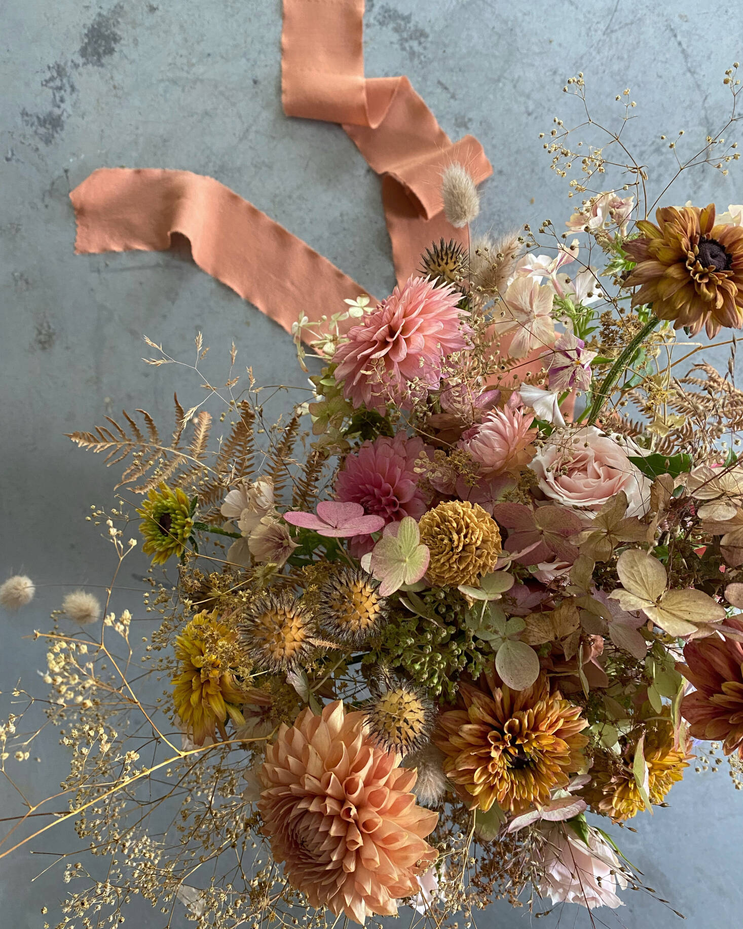 Foraged Bracken: Autumn's Most Beguiling Floral Design Element - Gardenista