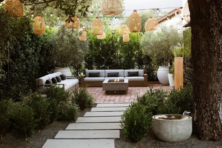 Fountains, Ponds, Etc: What to Know About Water Features for the Garden