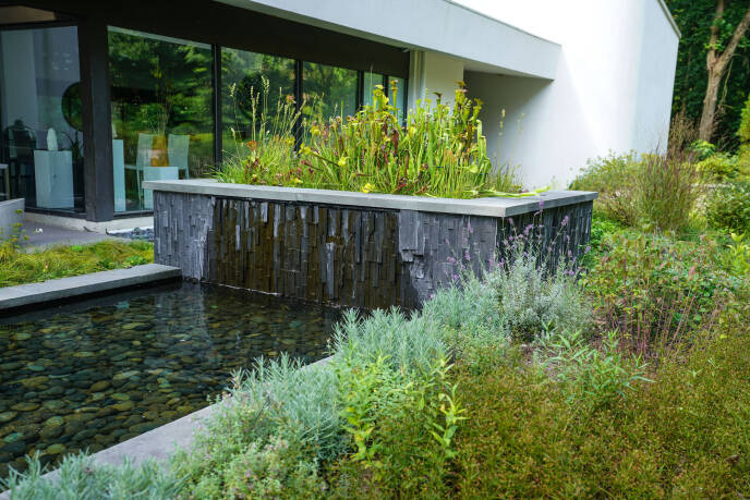 Larry Weaner Designs Mostly Native Garden for Clients in Suburban ...