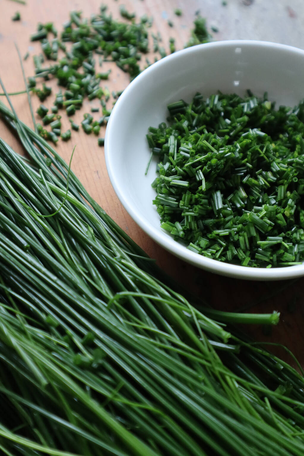 Field Garlic Naan: A No-Knead Feral Recipe Inspired by Classic Butter Naan