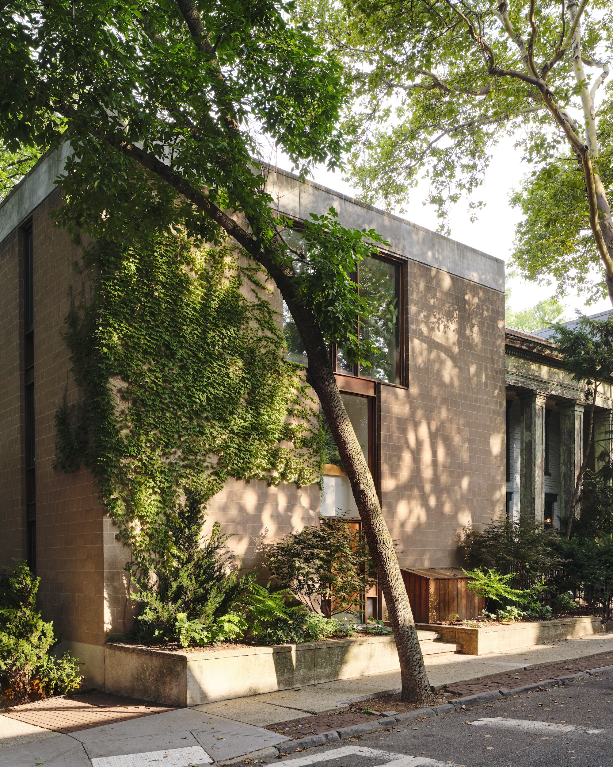 The Merz House in Brooklyn Heights: Nishiel Patel Reconfigures and Re ...