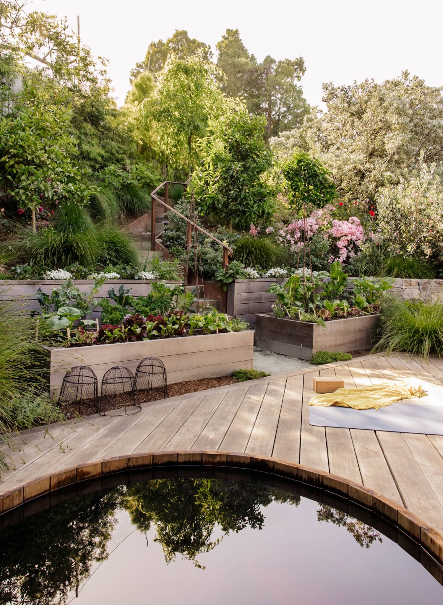 The Food Forward Garden, by Christian Douglas: A Manual that Explains ...