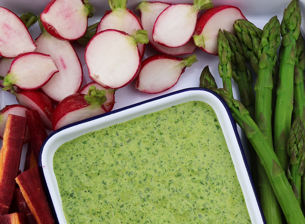 Feral Goddess Dressing: Rewilding a California Classic - Gardenista