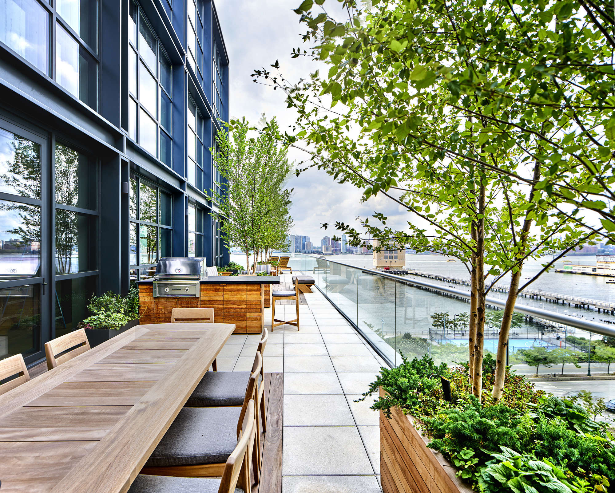 Manhattan Terrace - Gardenista