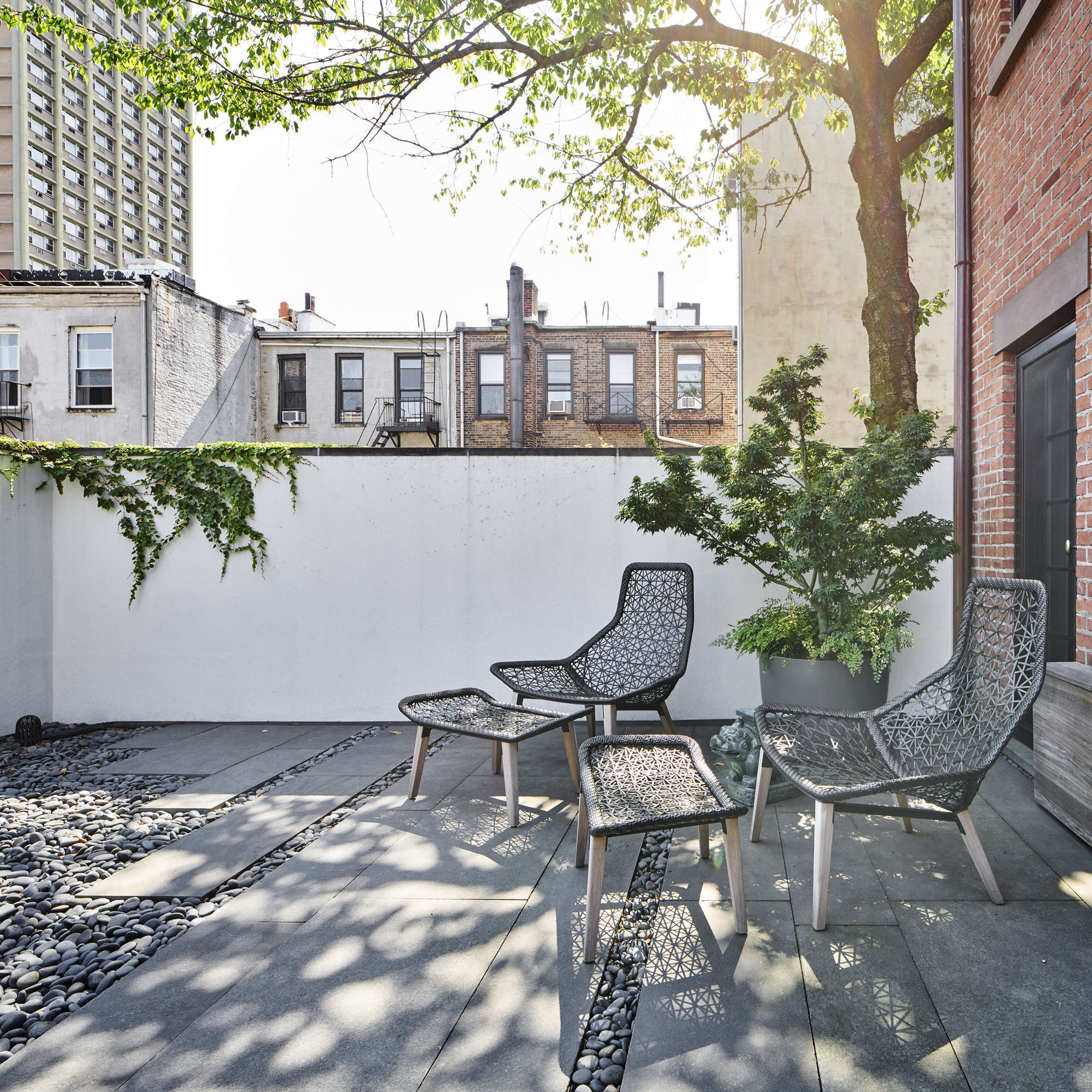 Brooklyn Heights Outdoor Living - Gardenista