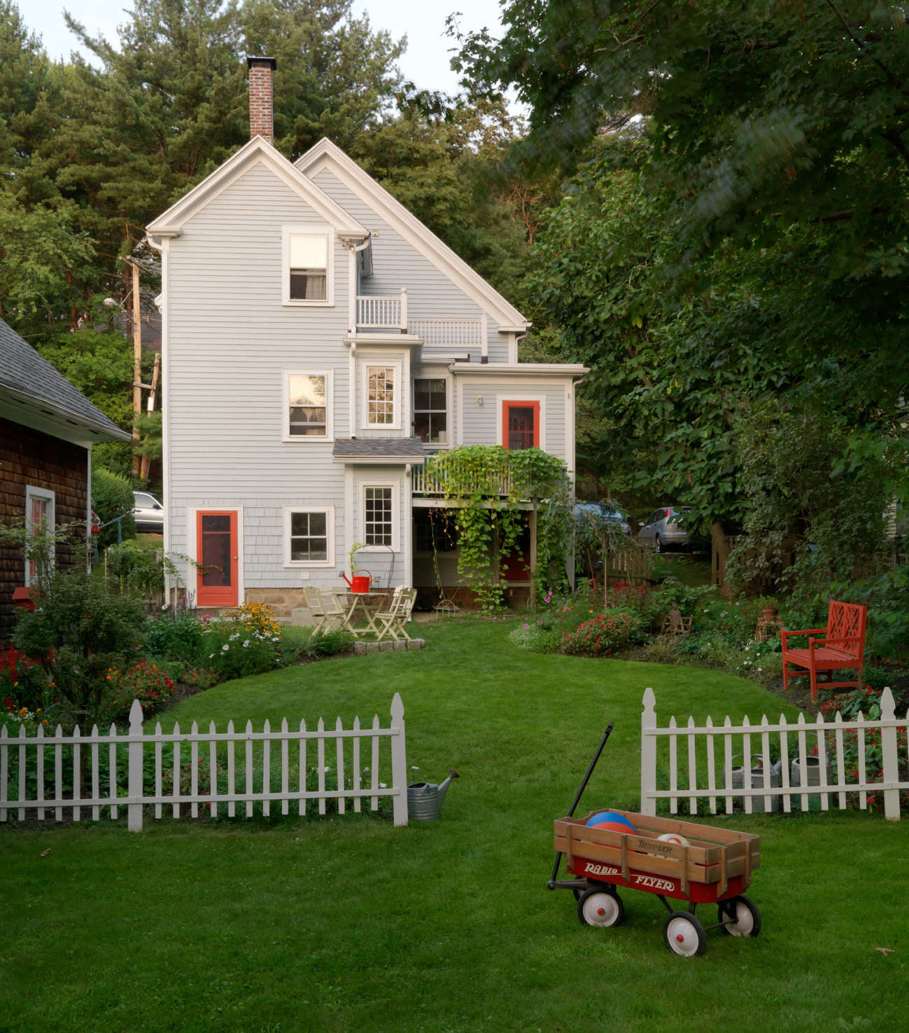 A Family-Friendly Backyard Makeover: Online Design + DIY Installation ...