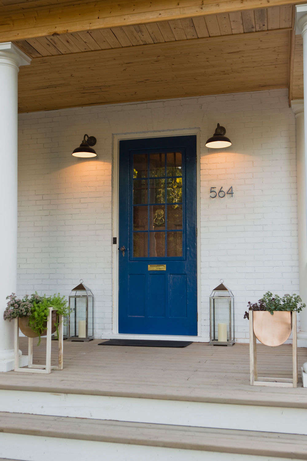 Timeless Classic exterior renovation of character home - Gardenista