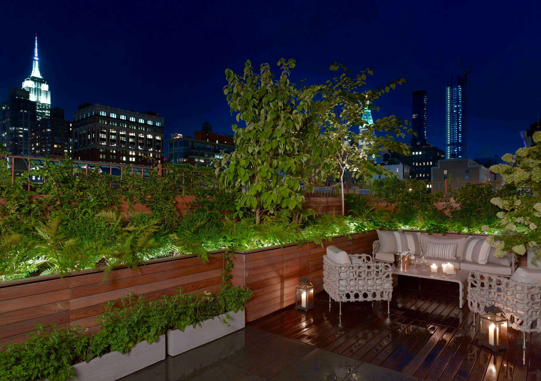Two Chelsea Terraces: Urban Oasis for Outdoor Living - Gardenista