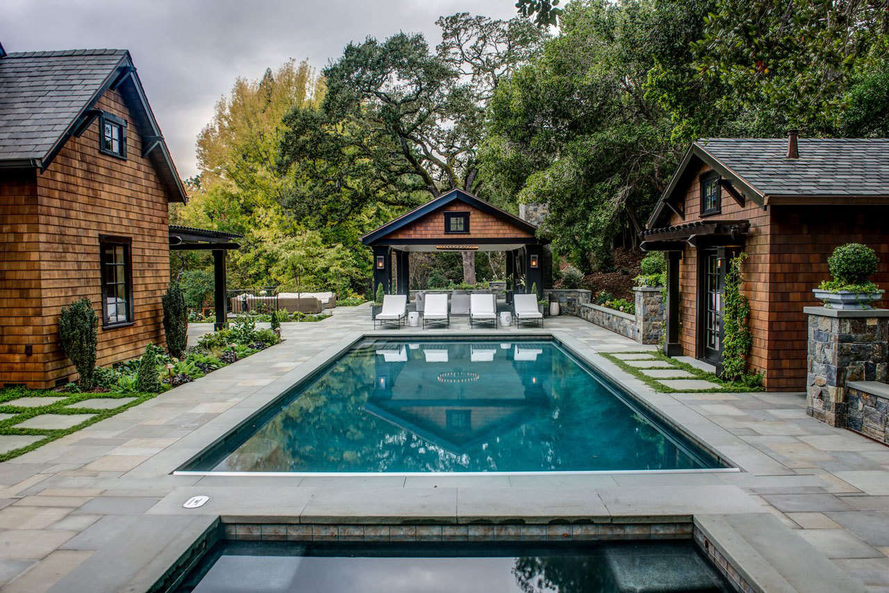 Poolside Sophistication - Gardenista
